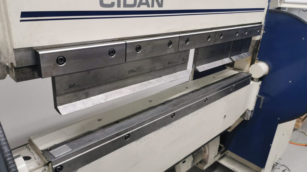 Folding machine CIDAN K 25-12 - SCG machines