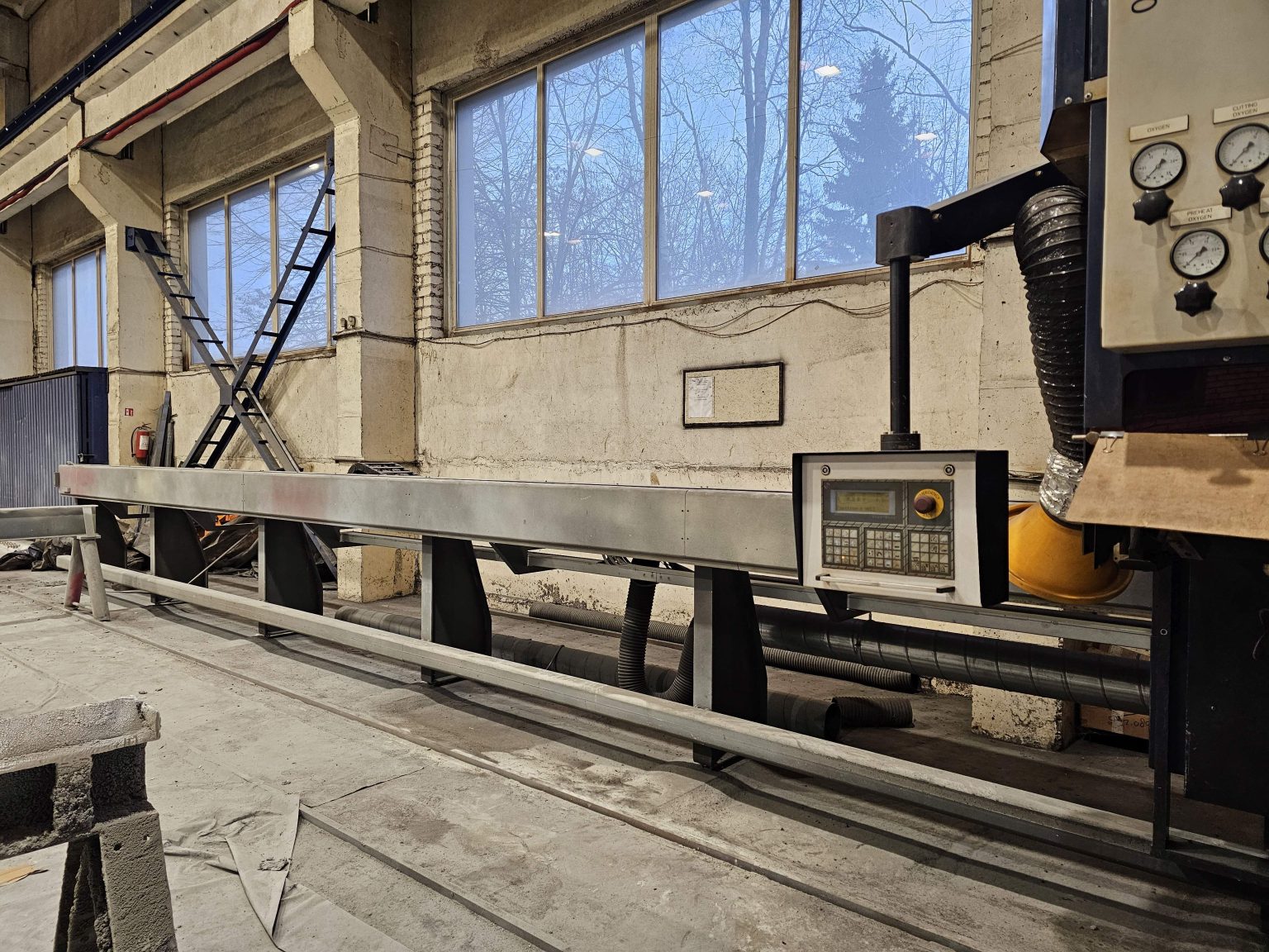 Multiple Profile Cutting Machine HGG MPC 350/600 - SCG machines