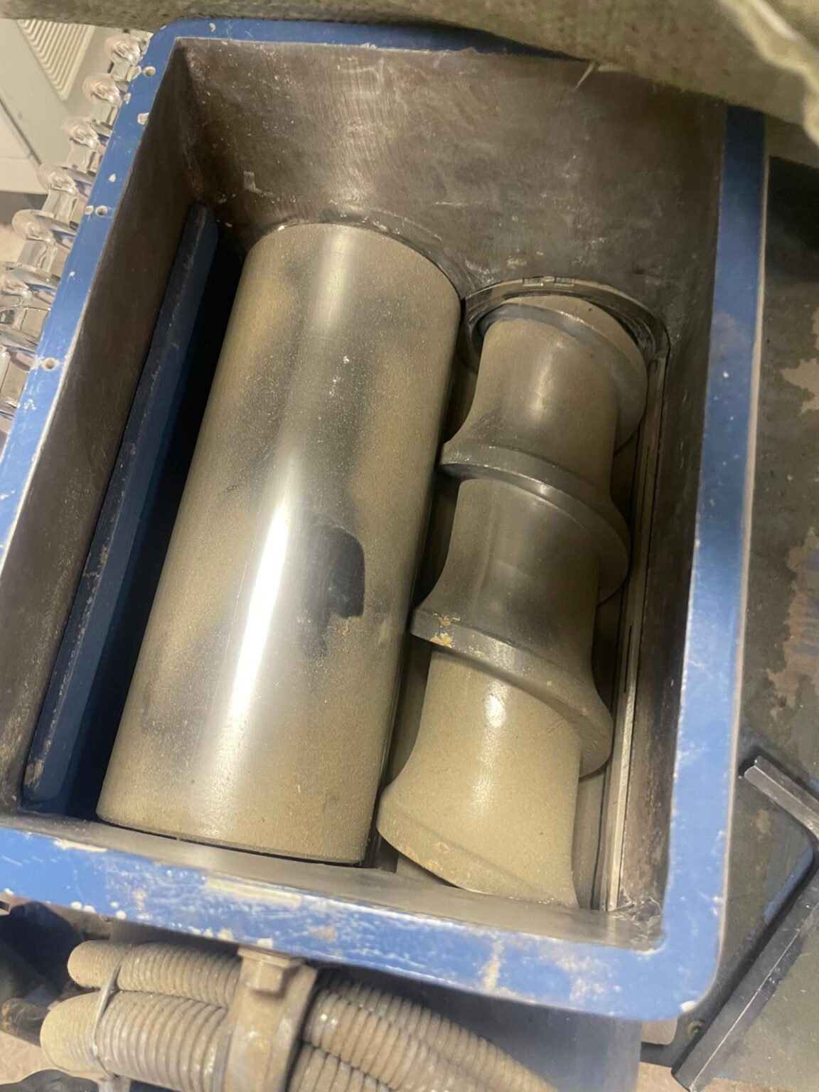 Vacuum Extrusion Presses DORST V10 - SCG machines